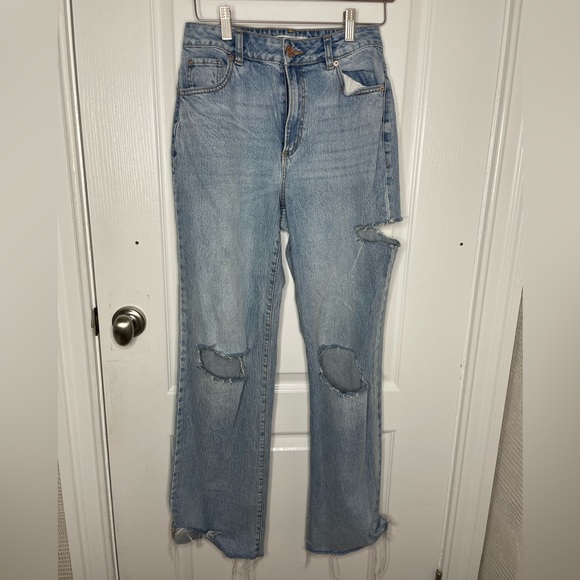 Garage | Jeans | Garage 9s Straight Leg Mom Jeans Size 03 | Poshmark